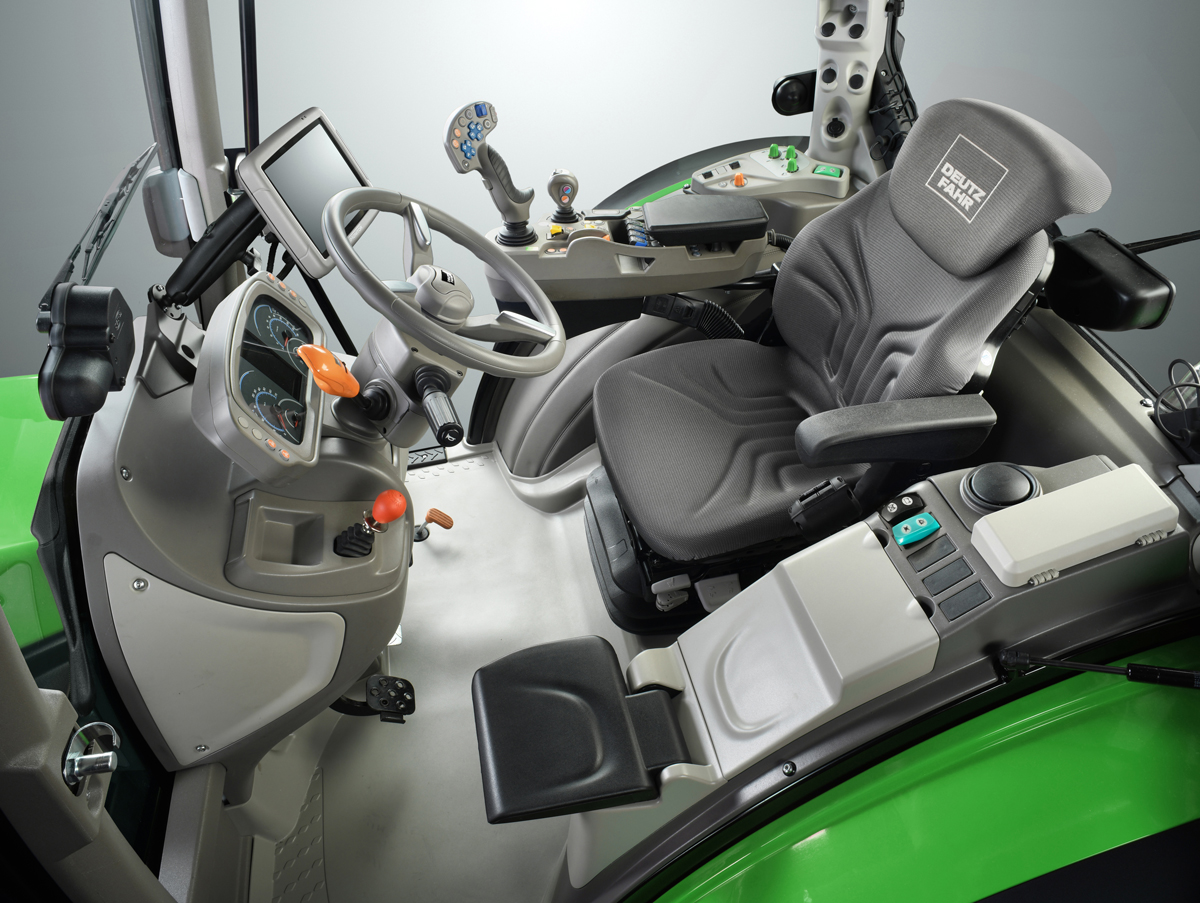 5DV/DS/DF TTV Series | Tractors | Deutz-Fahr New Zealand